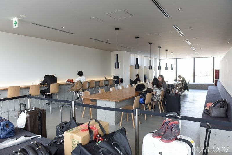 What It's Like to Stay in 9 Hours Pod Hotel in Shinjuku Japan